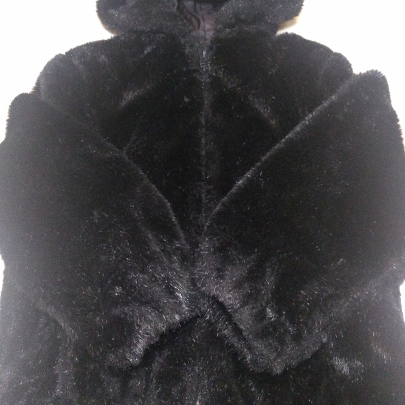 Jackets & Coats | Carlucci Faux Fur | Poshmark